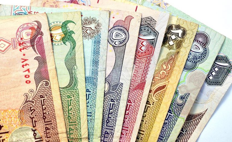 Monnaie à Dubai & frais de change : gérer son argent à Dubaï